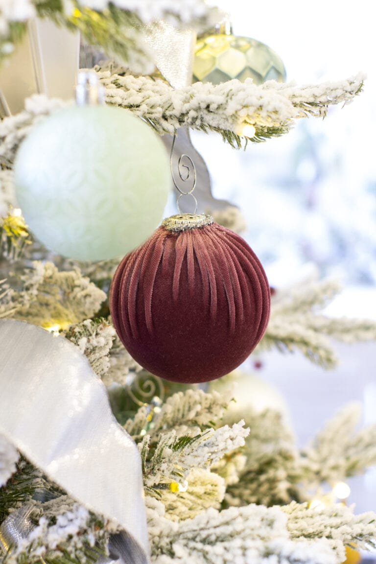 How to Make Velvet Christmas Ornaments Two Ways